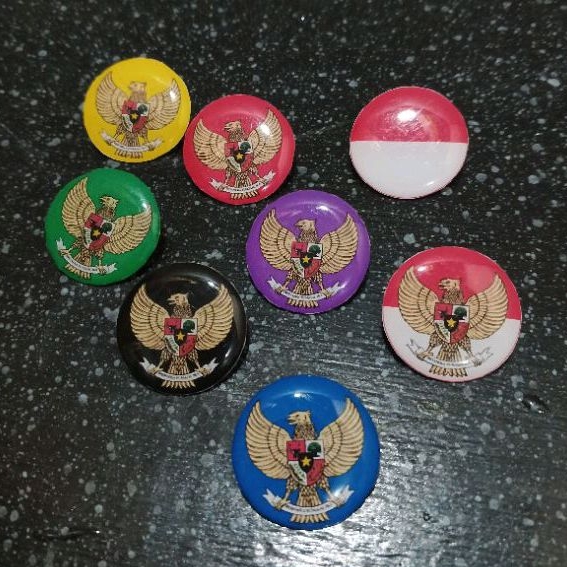 Jual Pin Bros Garuda Pancasila Bulat Resin - Pin aksesoris Merah Putih ...