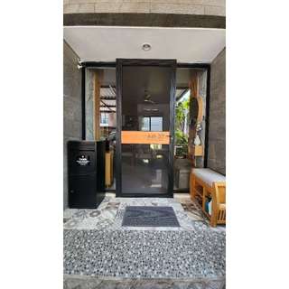 Jual Pintu Kawat Nyamuk Aluminium Ukir Kayu Custom - Engraved Aluminium ...