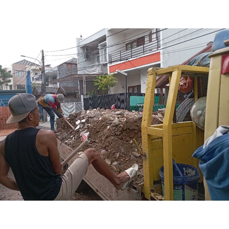 Jual jasa urugan puing ,tanah merah dan buang sampah ...