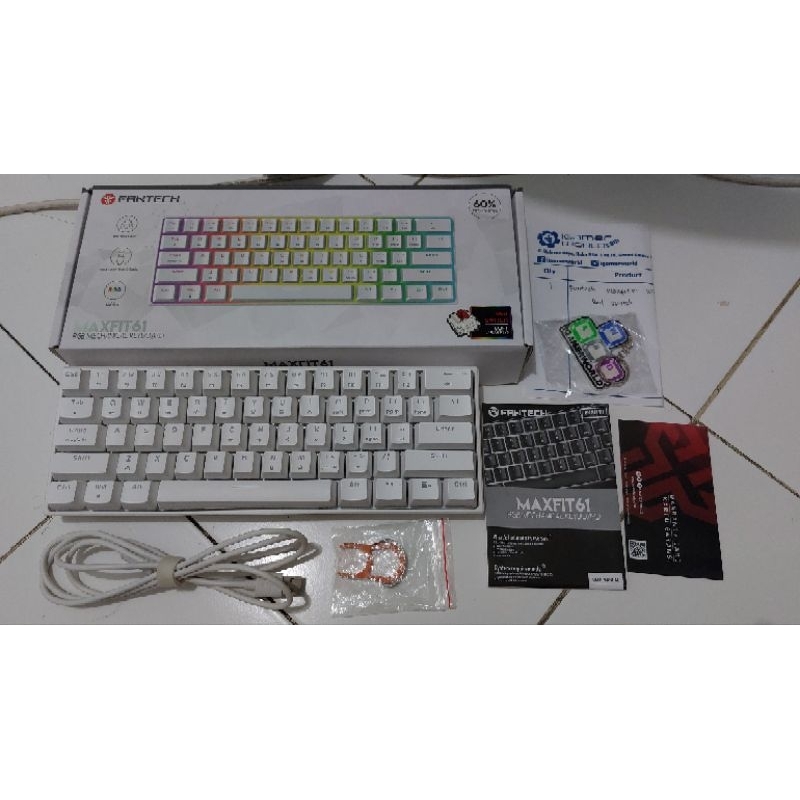 Jual Keyboard Fantech Maxfit61 Red Switch Second Bekas | Shopee Indonesia