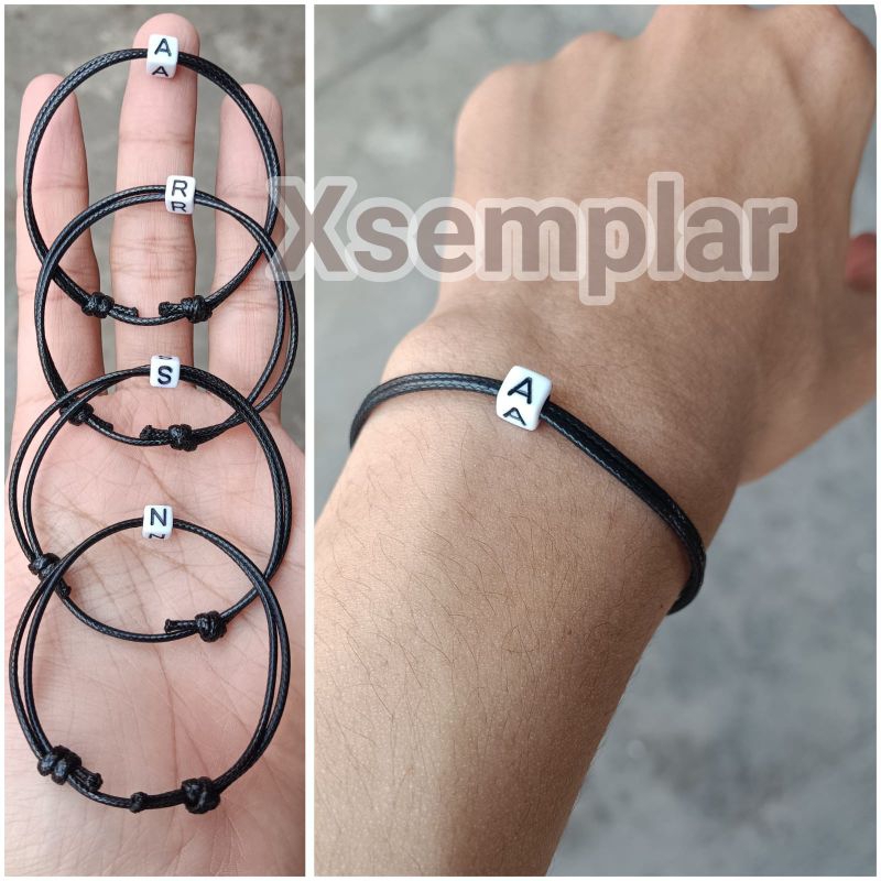 Jual Gelang Inisial Huruf Kotak Dadu Putih Double Slide (Xsemplar ...