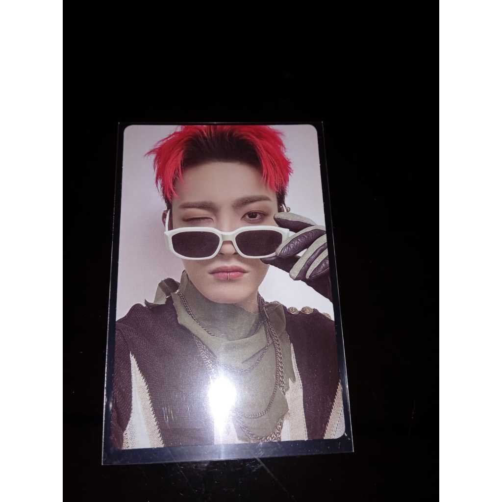 Jual Photocard ATEEZ Kim Hongjoong Outlaw Album | Shopee Indonesia