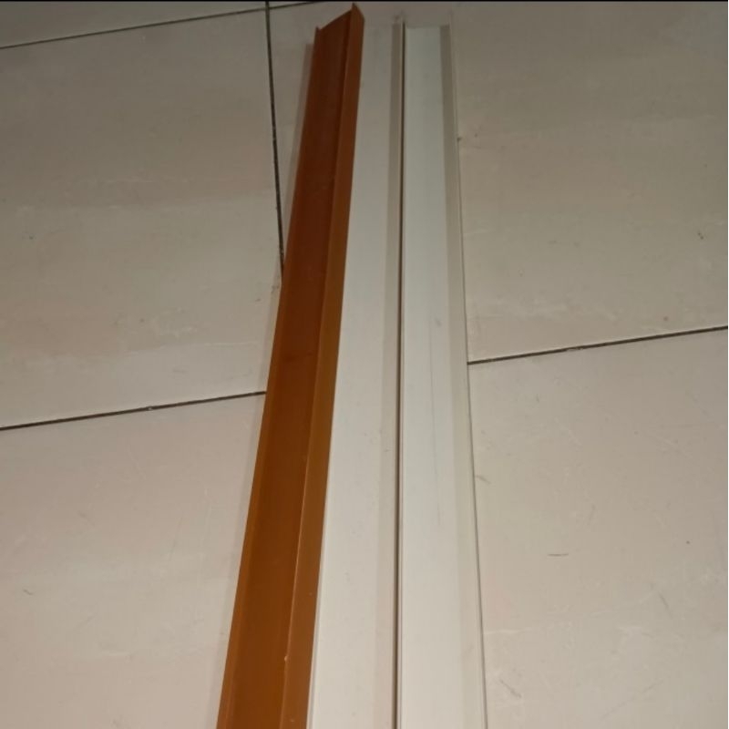 Jual list pvc untuk daun pintu pvc kamar mandi | Shopee Indonesia