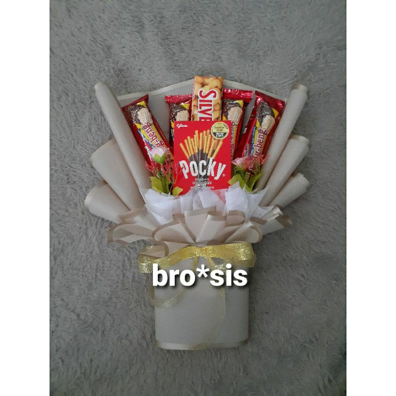 Jual bucket snack, bucket beng-beng, bucket wisuda , hadiah ulang tahun ...