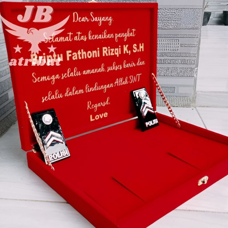 Jual box kotak kota pangkat polisi bludru ukuran 35 x25 custom | Shopee ...
