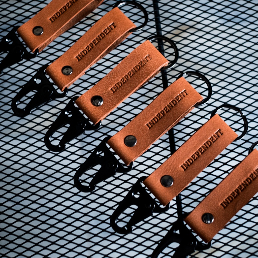 Jual Gantungan Kunci Keychain Kulit Medium G-O - Dkleatherproduct ...