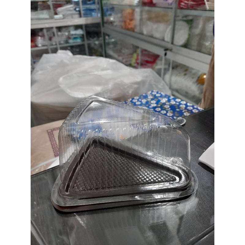 Jual MIKA CAKE TRAY CT MIKA SEGITIGA MILECREPES TART | Shopee Indonesia