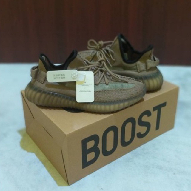 Jual SEPATU YEEZY BOOST 350 V2 | Shopee Indonesia