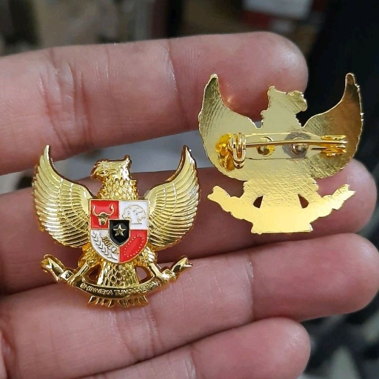 Jual PIN GARUDA PANCASILA KUNINGAN TEBAL | Shopee Indonesia
