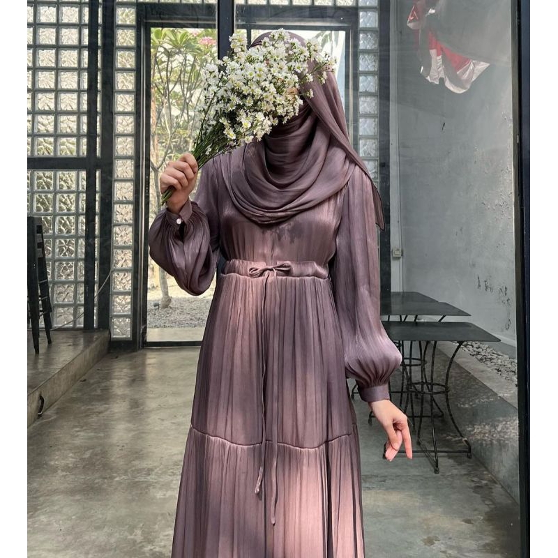 Jual Vlora Dress L by EVOLVERE grey ridge (GB with TAG) | Shopee Indonesia