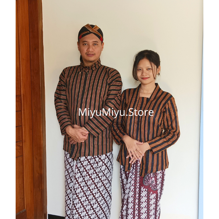 Jual Set Couple Surjan Lurik dan Kebaya Lurik Baju Ada Jawa Pria Wanita Baju Lurik Jawa Baju ...