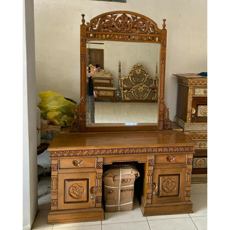 Jual Tolet Meja Rias Kayu Jati / Tolet Kayu Jati / Meja Rias Kayu Jati ...