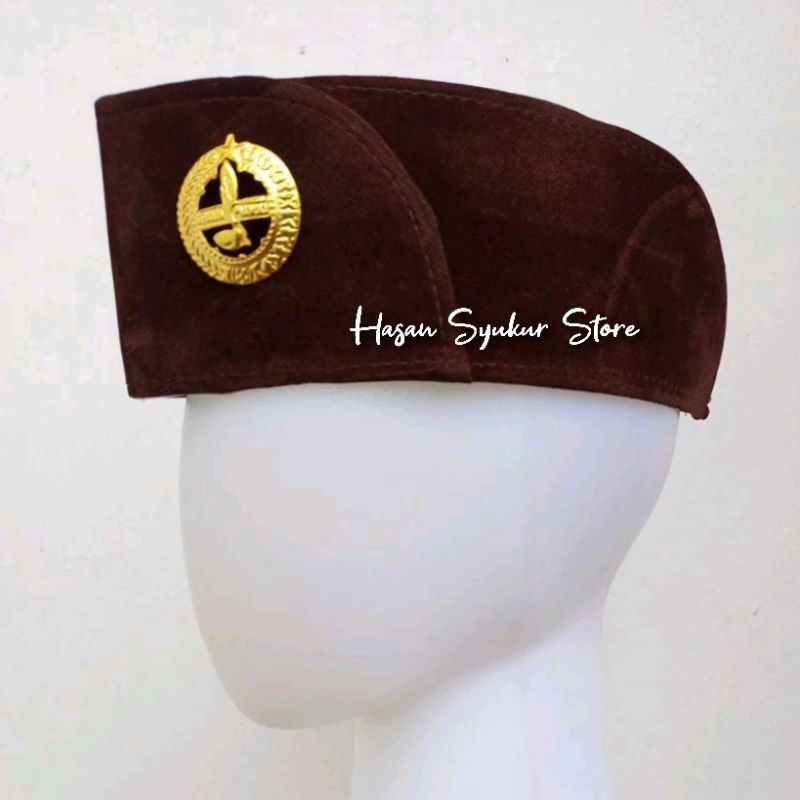 Jual peci pramuka wanita topi pramuka pembina wanita peci upacara ...