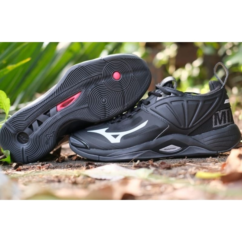 Jual Mizuno Momentum 2 Mizuno Wlz 6 Mizuno Wave Momentum 2 Mizuno Thunder Blade Shopee Indonesia