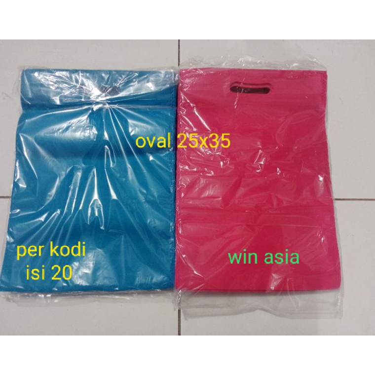 Jual New Ready (20pcs) Goodiebag OVAL 25X35 - tas kain - tas oval - tas ...