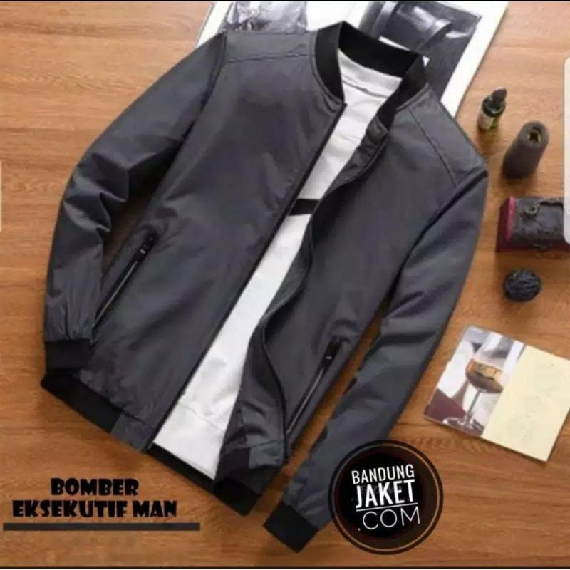 Jual BOMBER MAN JAKET || Jaket Bomber Simpel Polos II Jaket Pilot ...