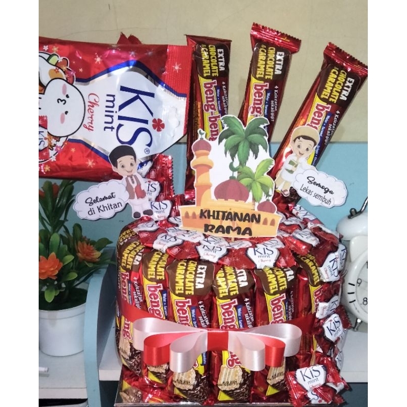 Jual Tart Snack tower spesial khitanan bucket snack ultah | Shopee ...