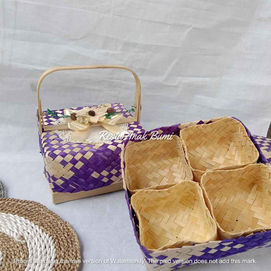 Jual NEW PRODUCT Besek Tenteng Motif Ungu Sekat Pita Kertas 20cm Susun ...