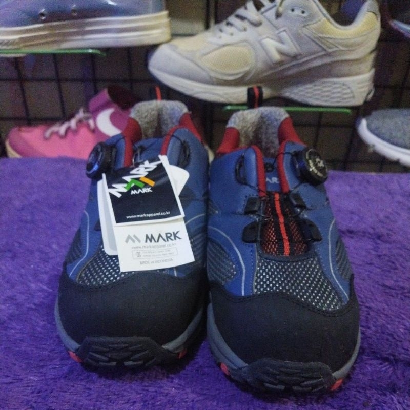 Jual SAFETY SHOES MARK NEW ( SIZE 40) | Shopee Indonesia