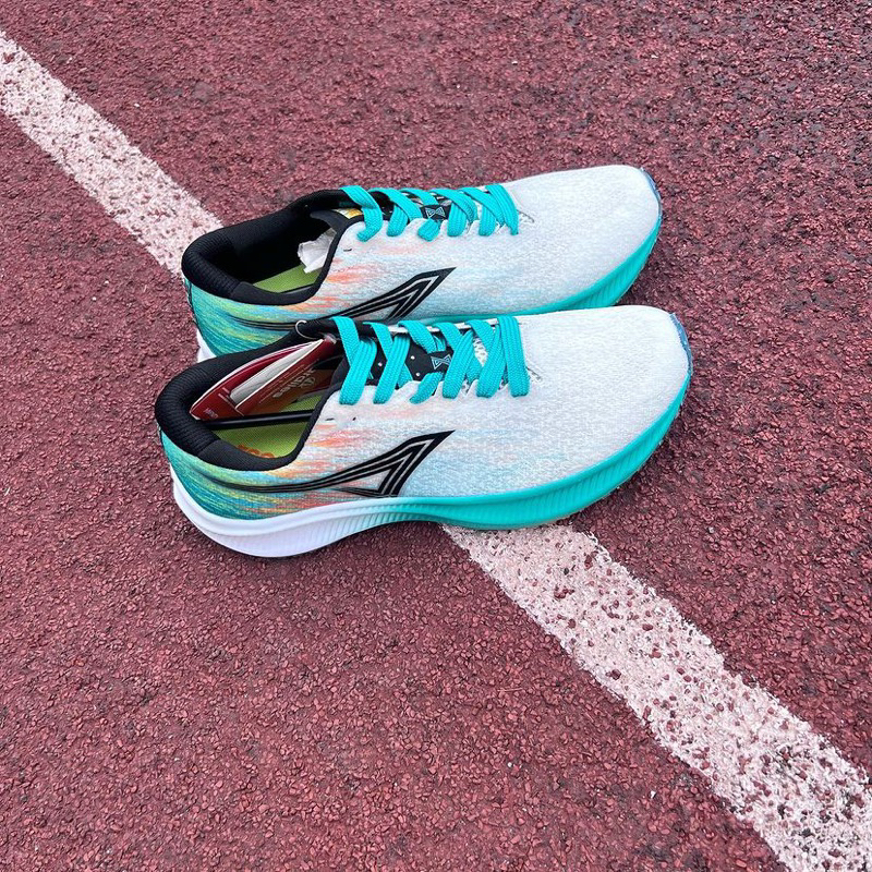 Jual Sepatu Lari Plat Carbon Ardiles Nfinity Sense Pro | Shopee Indonesia