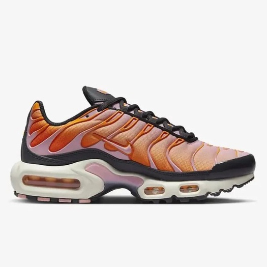 Jual Sepatu Sneakers Wanita NIKE Air Max Plus Magma Orange Original ...