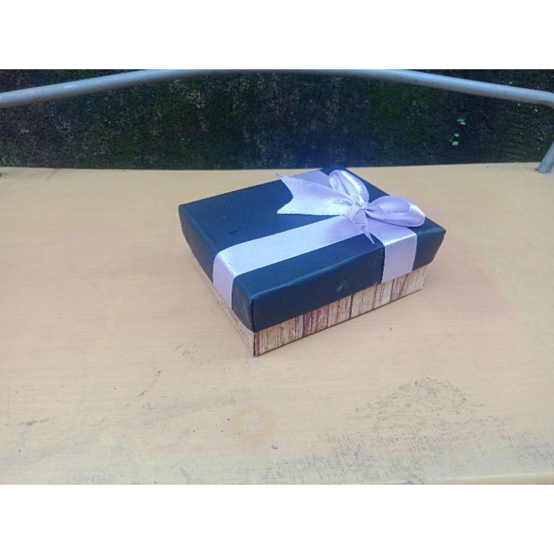 Jual KOTAK KADO | GIFT BOX | HAMPERS | KADO UNIK | BUNGKUS KADO ...