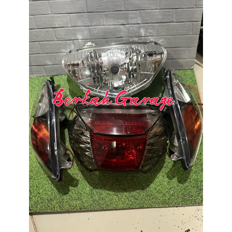 Jual Reflektor Mio Lama Mio Sporty 5TL Set Sen Costume Plus Stop ...