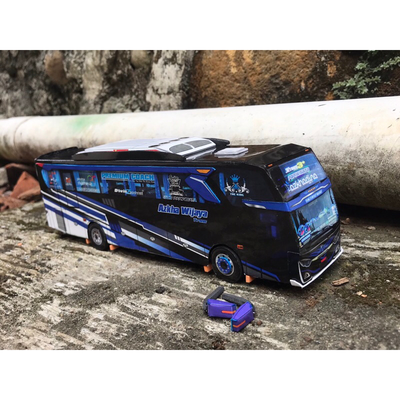 Jual papercraft bus azkha wijaya azkhadina || riz_paperbus | Shopee Indonesia