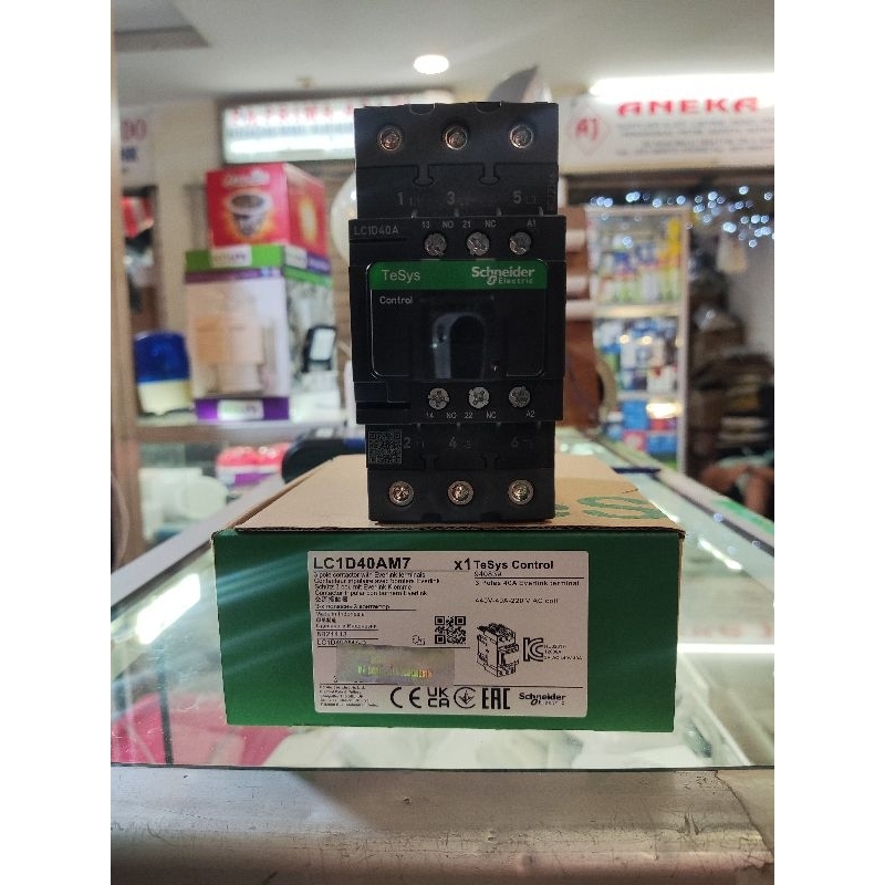 Jual CONTACTOR / KONTAKTOR SCHNEIDER LC1D40M7 | Shopee Indonesia