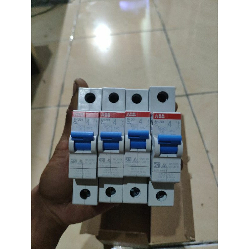 Jual MCB ABB 4A | Shopee Indonesia