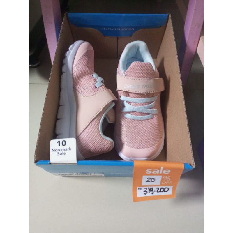 Jual Sepatu sneakers payless cross trekkers anak | Shopee Indonesia