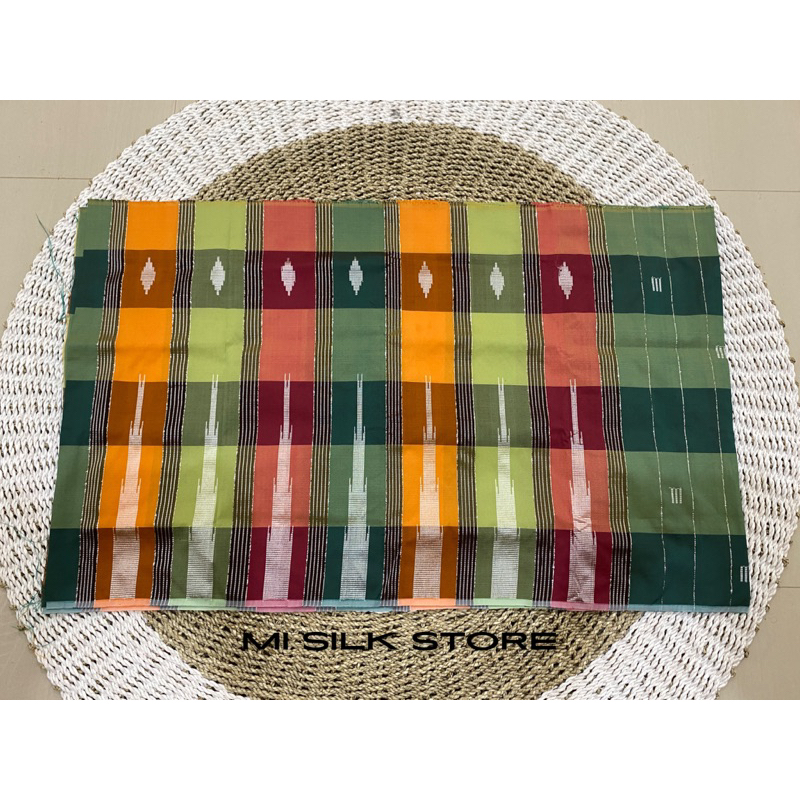 Jual Kain Tenun Sutra Bugis Motif Pucuk Warna Murah / Gratis Jahit ...