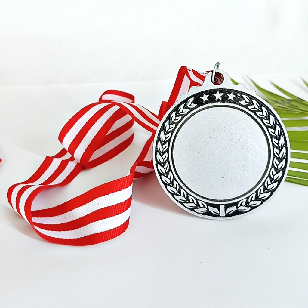 Jual Medali Silver Medali Untuk Penghargaan Dan Hadiah Lomba Sudah Plus ...