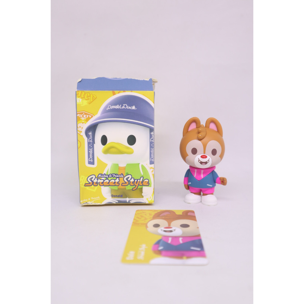 Jual Pop mart disney chip and dale "dale" figure | Shopee Indonesia