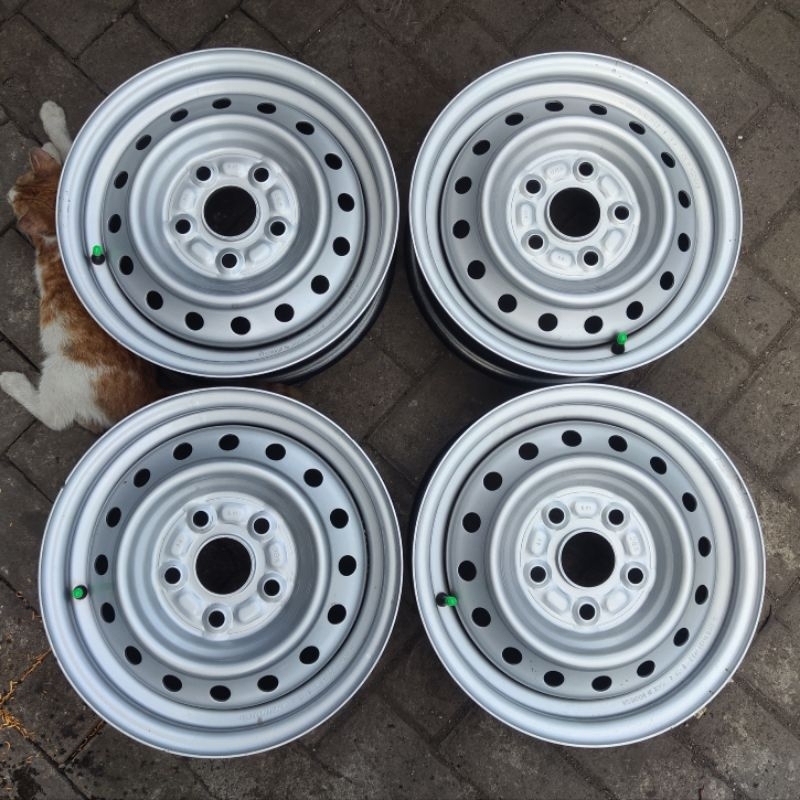 Jual Velg Original Pickup Grandmax APV L300 4pcs | Shopee Indonesia