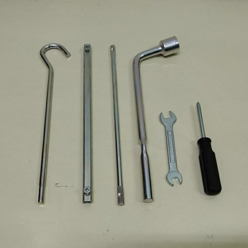 Jual toolkit mobil Ertiga,Xl7,Carry,Splash,Mobilio,Brio,Brv | Shopee ...