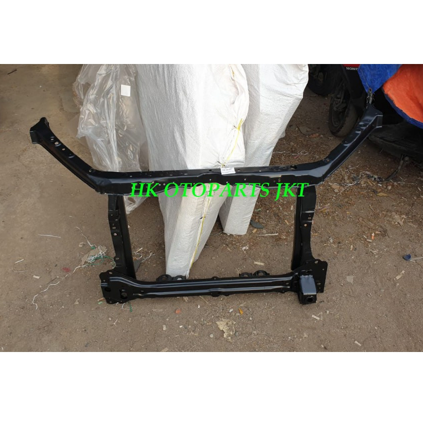 Jual Panel Lampu Radiator Bull Head Depan Avanza/Xenia/Veloz All New ...