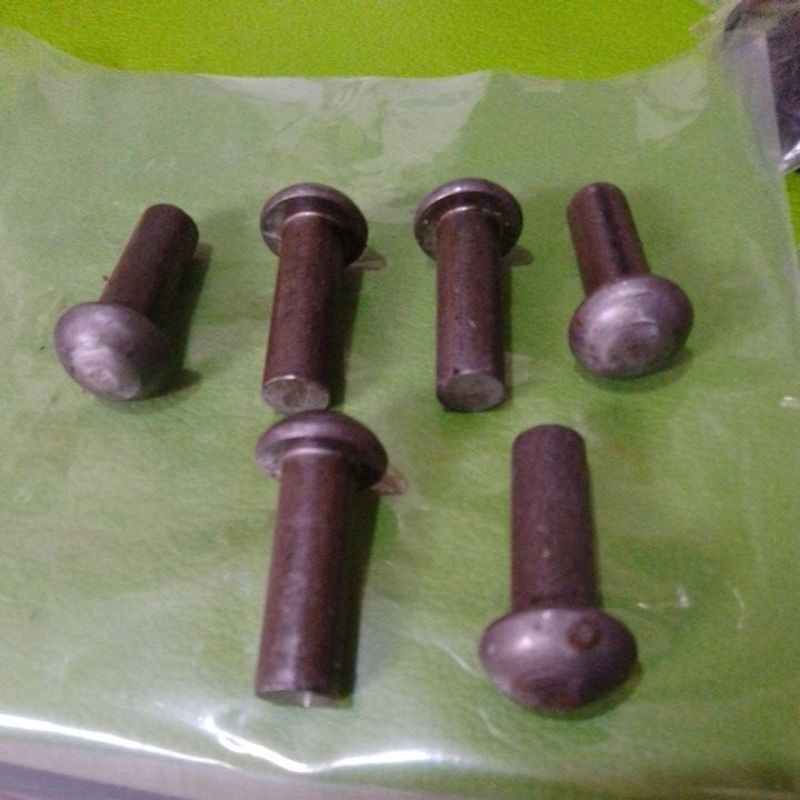Jual baut hanger model Keling ukuran 12,5mm pjg 4cm | Shopee Indonesia
