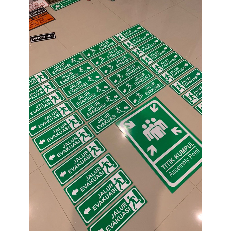 Jual Lotsoolup Rambu Rambu / Sign Jalur Evakuasi 10 X 30 Cm | Shopee ...
