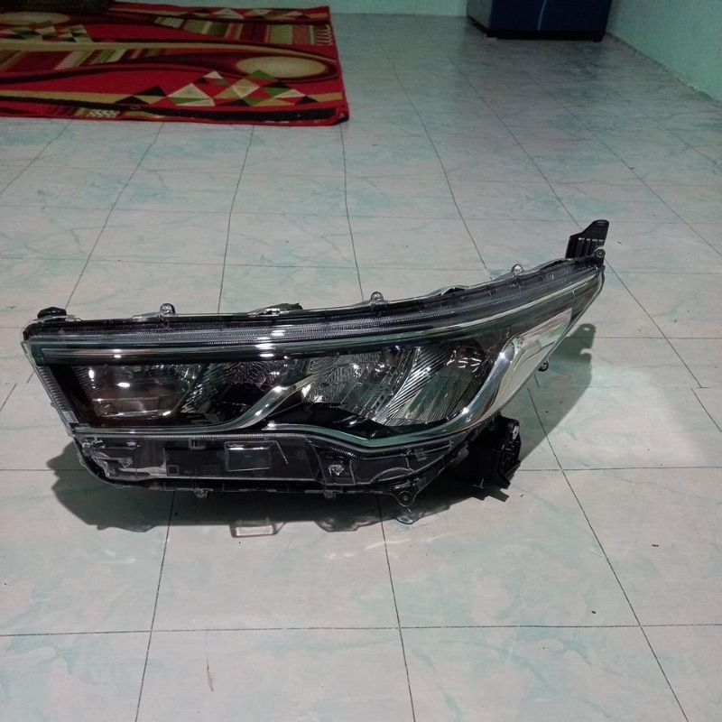 Jual Headlamp head lamp innova zenix modelista type Q hybrid 2022 2023 ...