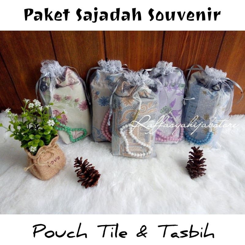Jual Sajadah Traveling Pouch plus Tile & Tasbih motif Abu Dhabi ...