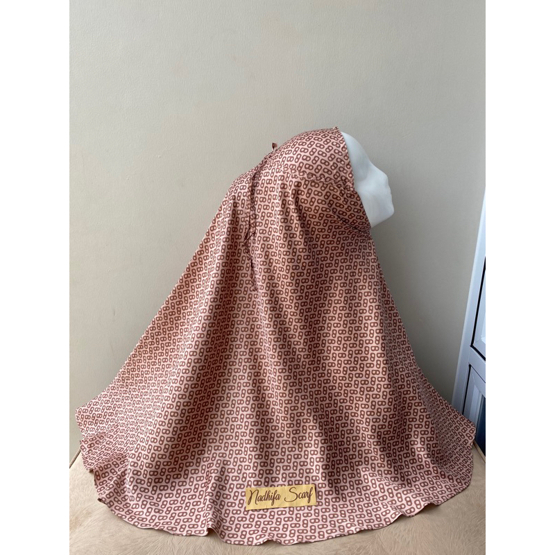 Jual THE TAPIS SLIP ON BUTTONSCARVES ( BERGO MOTIF BUTTON) | Shopee ...