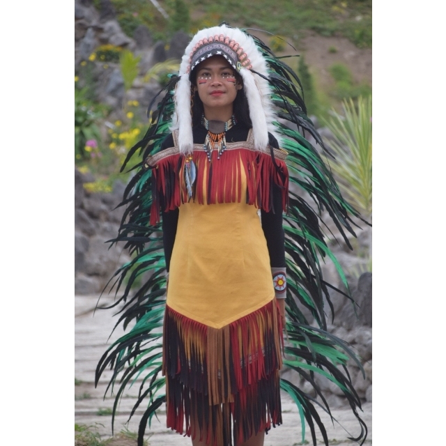 Jual TOPI INDIAN - topi indian bulu ayam dayak apache panjang pita ...