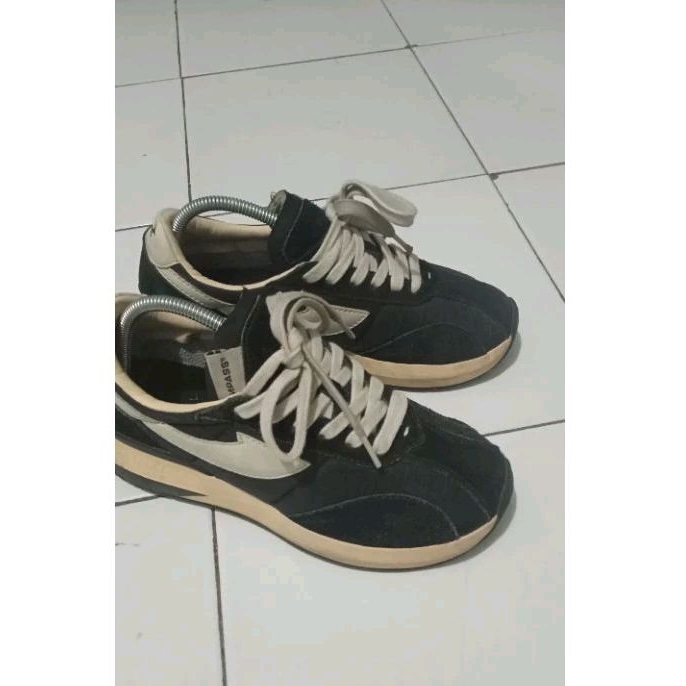 Jual Compass Velocity Black Second | Shopee Indonesia