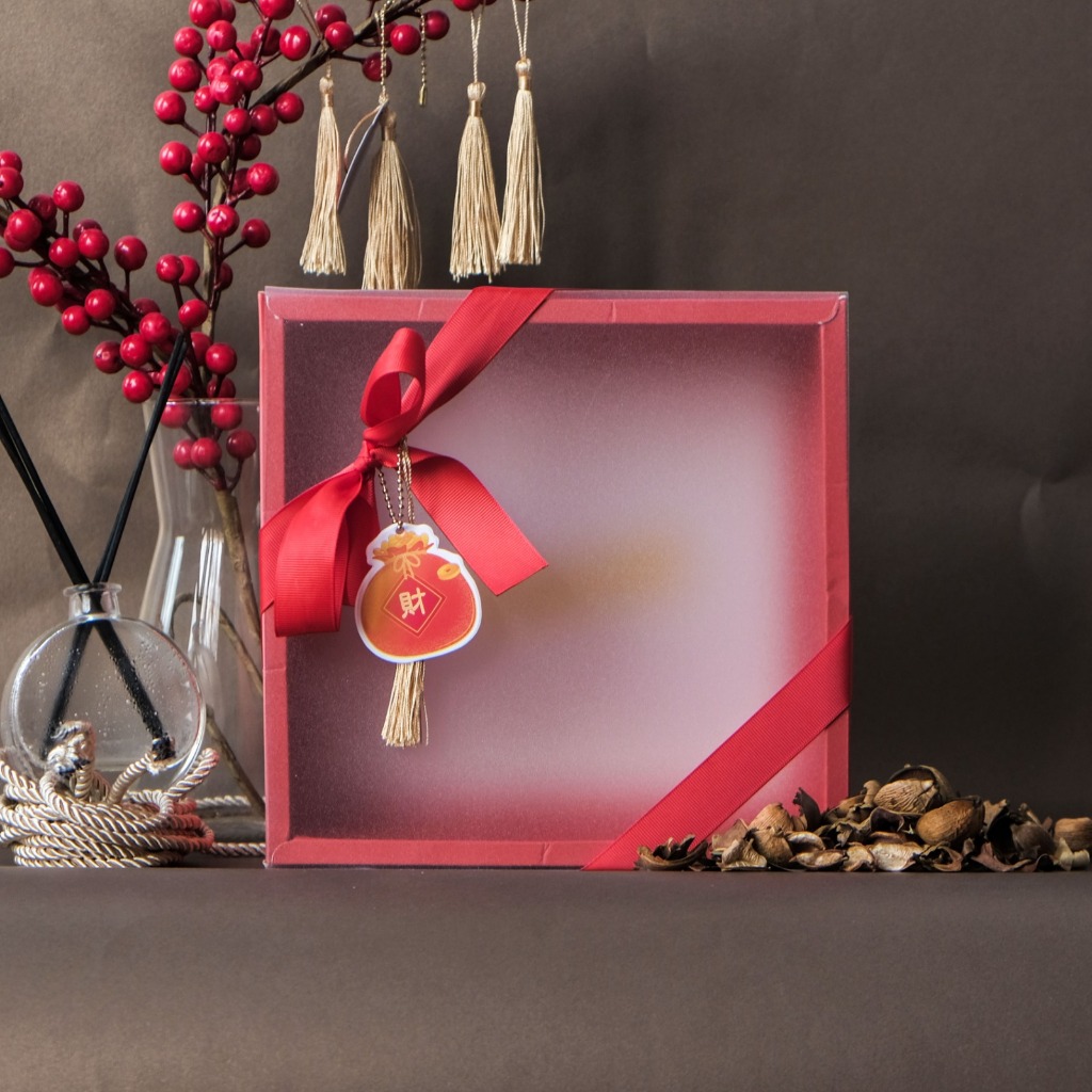 Jual BOX KUE MERAH MIKA BURAM COCOK UNTUK NATAL IMLEK 23x23x7 CM ...