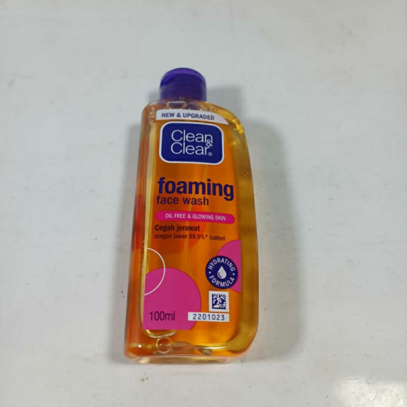 Jual Sabun Cuci Muka Clean & Clear Foaming Face Wash Oil Free & Glowing ...