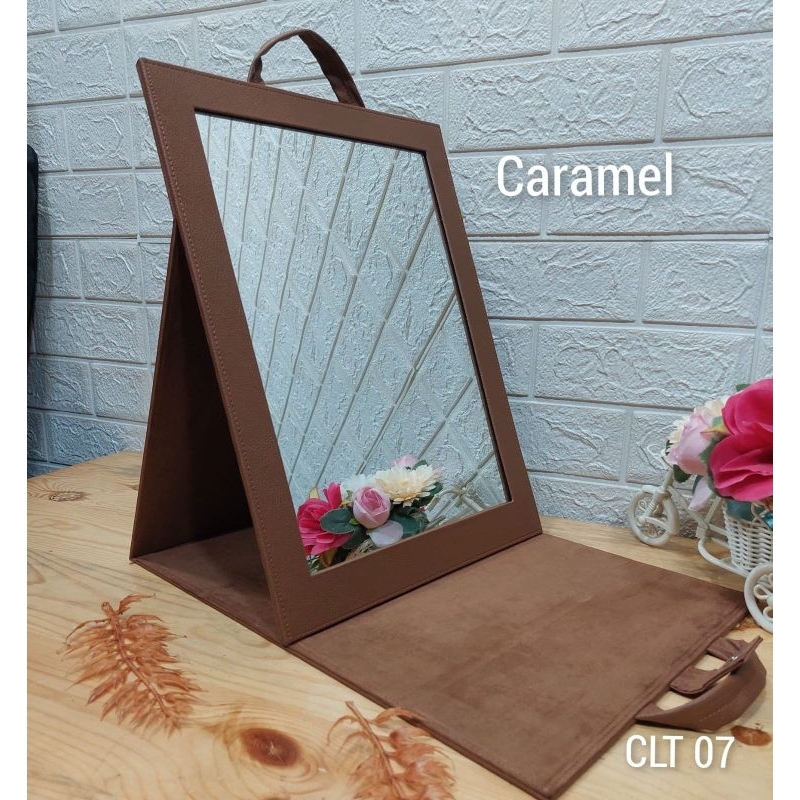 Jual Cermin Kaca Rias Mike Up Lipat MUA 30×40 28×38 Cm Bahan Kulit ...