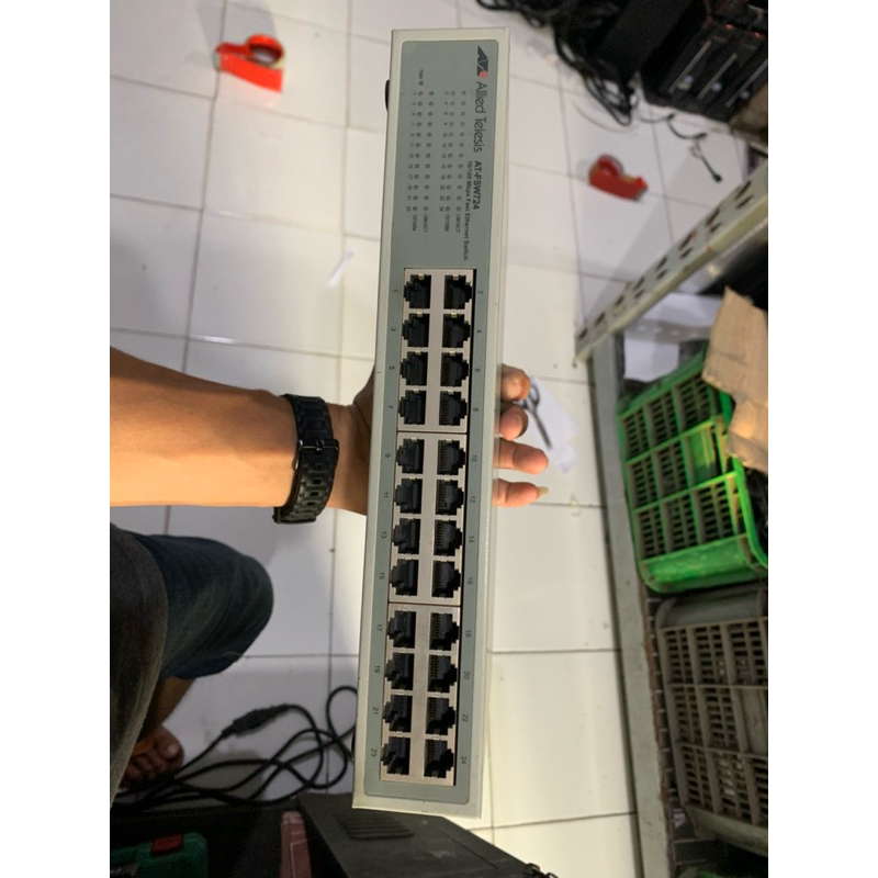 Jual SWITCH HUB ALLIED TELESIS AT-FSW724 24 PORT 10/100 FAST ETHERNET ...