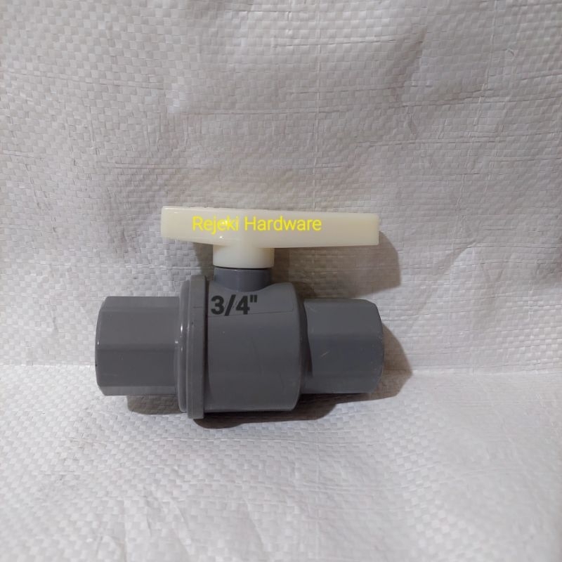 Jual Ball Valve PVC KDJ 3/4 inch Stop Kran Plastik 3/4" Taiwan Polos Tanpa Drat | Shopee Indonesia