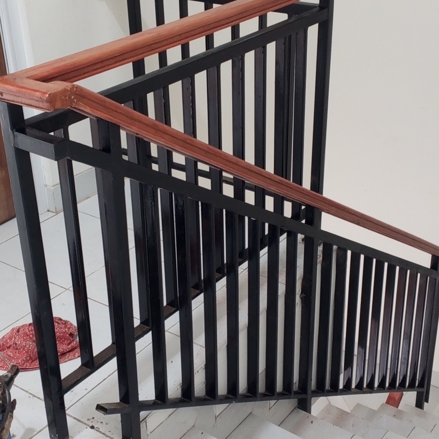 Jual balkon reling tangga besi galvanis pegangan kayu, harga per meter ...